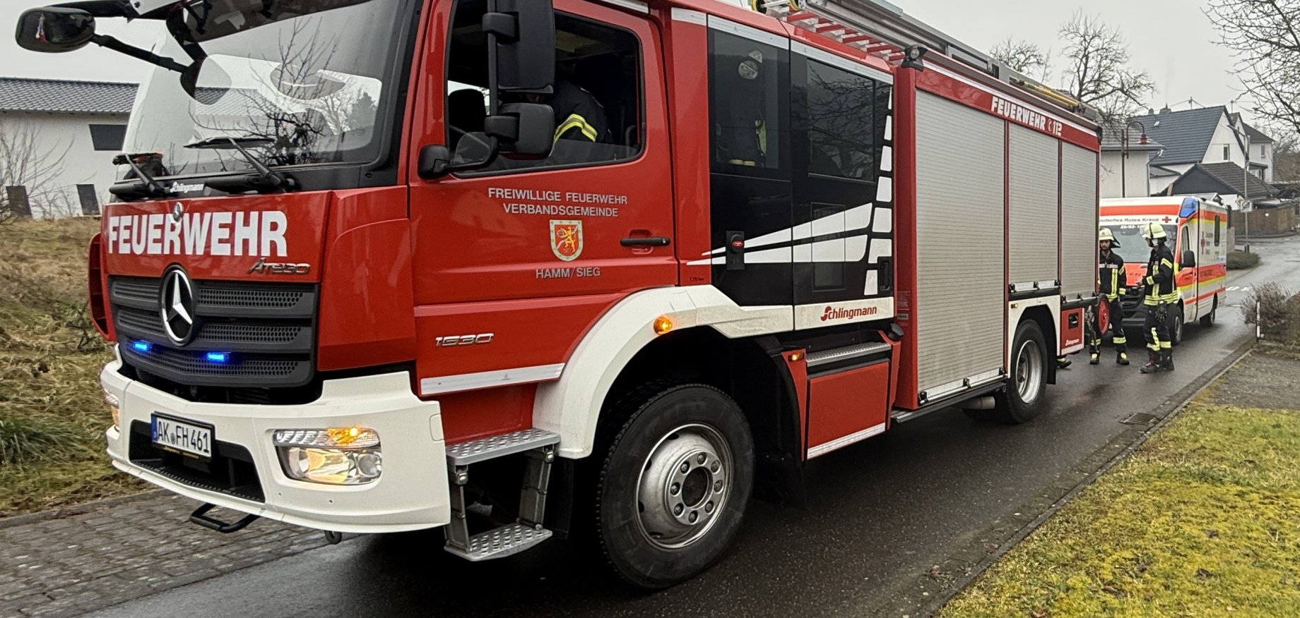 Dringende Türöffnung für den Rettungsdienst | Feuerwehr